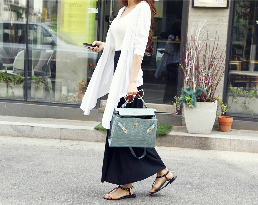 5 Ways to Mix & Match Your Cardigan