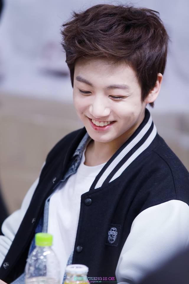 Cutie! 15 Potret Jungkook BTS dan Dimple-nya yang Memikat!